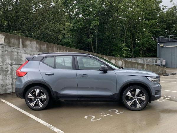 Серый Вольво XC40 2021 в Вильнюс, объемом двигателя 0.00 л и пробегом 153 тыс. км за 19999 €, фото 3 на AUTOMOTO.COM.LV