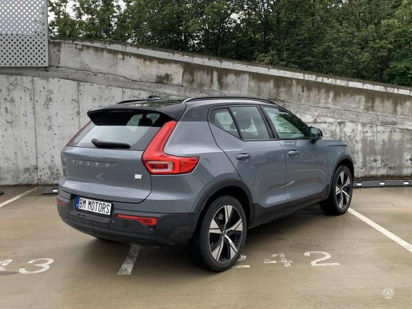 Серый Вольво XC40 2021 в Вильнюс, объемом двигателя 0.00 л и пробегом 153 тыс. км за 19999 €, фото 5 на AUTOMOTO.COM.LV