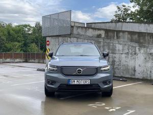 Grey Volvo XC40 2021 in Vilnius, with an engine capacity of 0.00 L and mileage of 153 thousand km for 19999 €, photo 8 on AUTOMOTO.COM.LV
