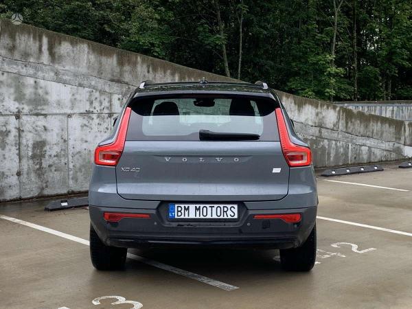 Серый Вольво XC40 2021 в Вильнюс, объемом двигателя 0.00 л и пробегом 153 тыс. км за 19999 €, фото 8 на AUTOMOTO.COM.LV