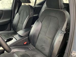 Grey Volvo XC40 2021 in Vilnius, with an engine capacity of 0.00 L and mileage of 153 thousand km for 19999 €, photo 12 on AUTOMOTO.COM.LV