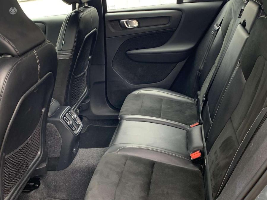 Grey Volvo XC40 2021 in Vilnius, with an engine capacity of 0.00 L and mileage of 153 thousand km for 19999 €, photo 13 on AUTOMOTO.COM.LV