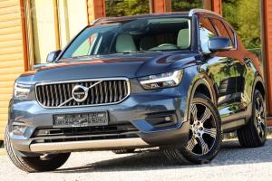 Pelēks Volvo XC40 2021 Tukums, ar dzinēja tilpumu 2.00 L un nobraukumu 215 tūkst. km par 18490 €, foto 3 vietnē AUTOMOTO.COM.LV