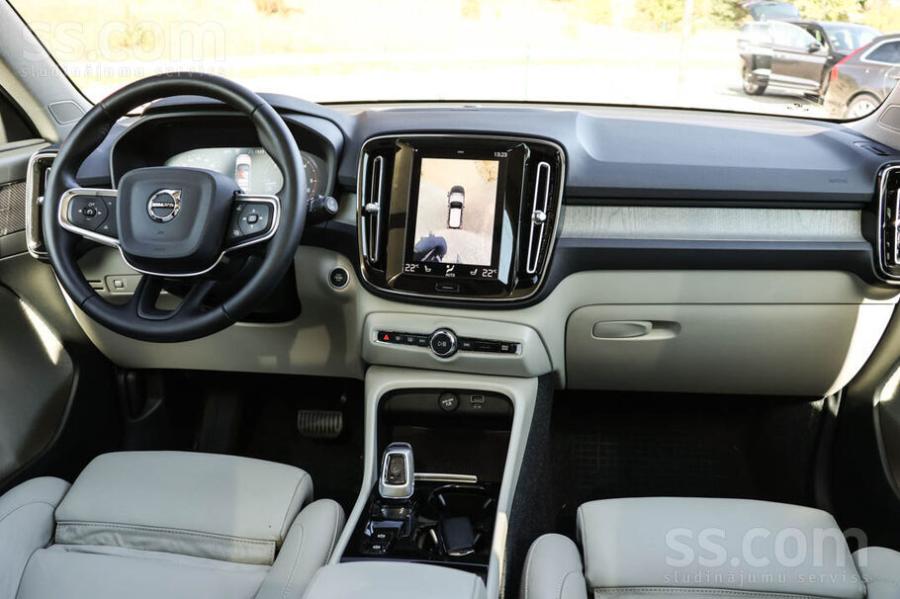 Pelēks Volvo XC40 2021 Tukums, ar dzinēja tilpumu 2.00 L un nobraukumu 215 tūkst. km par 18490 €, foto 11 vietnē AUTOMOTO.COM.LV