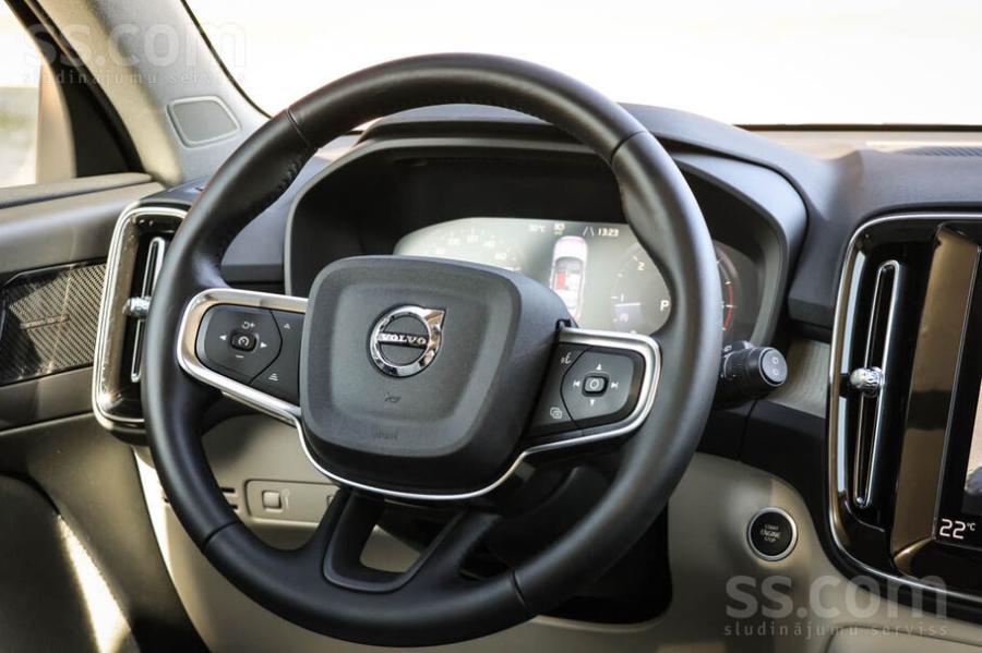 Pelēks Volvo XC40 2021 Tukums, ar dzinēja tilpumu 2.00 L un nobraukumu 215 tūkst. km par 18490 €, foto 12 vietnē AUTOMOTO.COM.LV