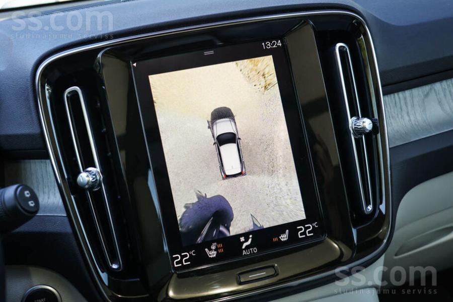 Pelēks Volvo XC40 2021 Tukums, ar dzinēja tilpumu 2.00 L un nobraukumu 215 tūkst. km par 18490 €, foto 13 vietnē AUTOMOTO.COM.LV