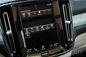 Pelēks Volvo XC40 2021 Tukums, ar dzinēja tilpumu 2.00 L un nobraukumu 215 tūkst. km par 18490 €, foto 16 vietnē AUTOMOTO.COM.LV