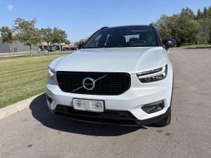 Pelēks Volvo XC40 2021 Panevēža, ar dzinēja tilpumu 1.48 L un nobraukumu 184 tūkst. km par 18300 €, foto 7 vietnē AUTOMOTO.COM.LV