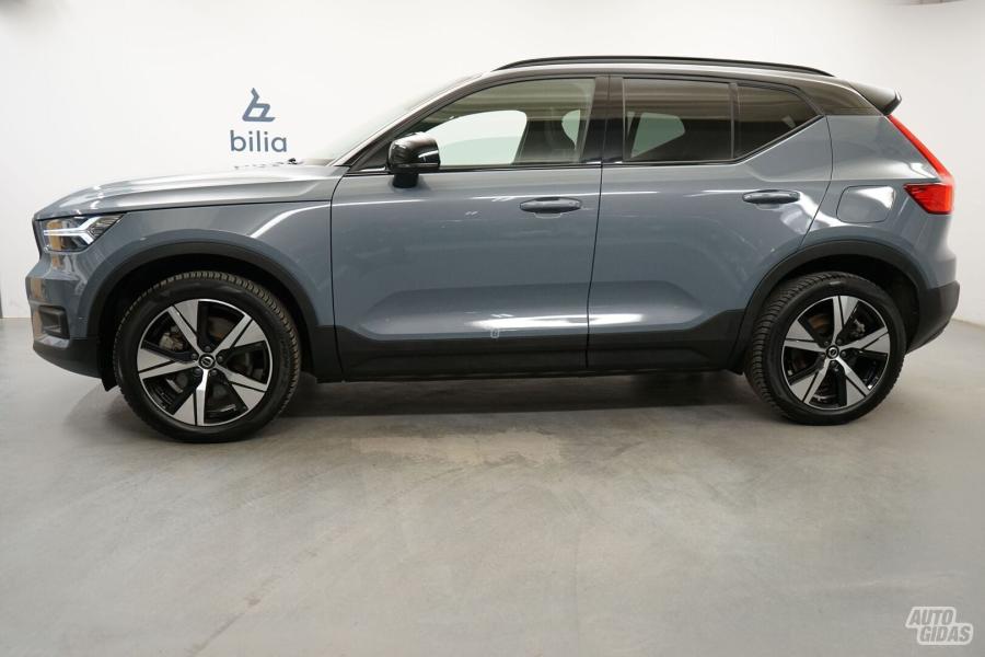 Grey Volvo XC40 2022 in Kaunas, with an engine capacity of 0.00 L and mileage of 98 thousand km for 31995 €, photo 2 on AUTOMOTO.COM.LV