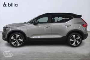 Pelēks Volvo XC40 2022 Kauņa, ar dzinēja tilpumu 0.00 L un nobraukumu 70 tūkst. km par 35831 €, foto 3 vietnē AUTOMOTO.COM.LV