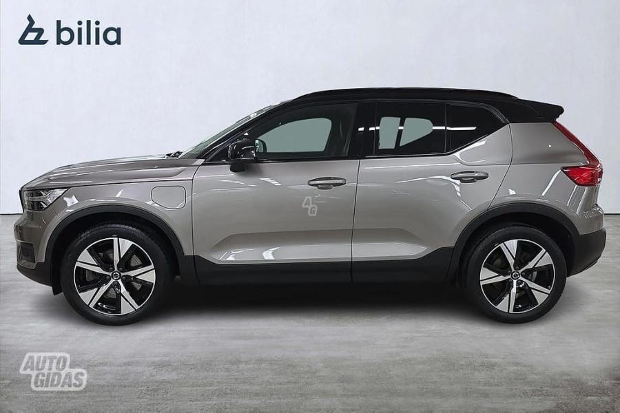 Pelēks Volvo XC40 2022 Kauņa, ar dzinēja tilpumu 0.00 L un nobraukumu 70 tūkst. km par 35831 €, foto 3 vietnē AUTOMOTO.COM.LV
