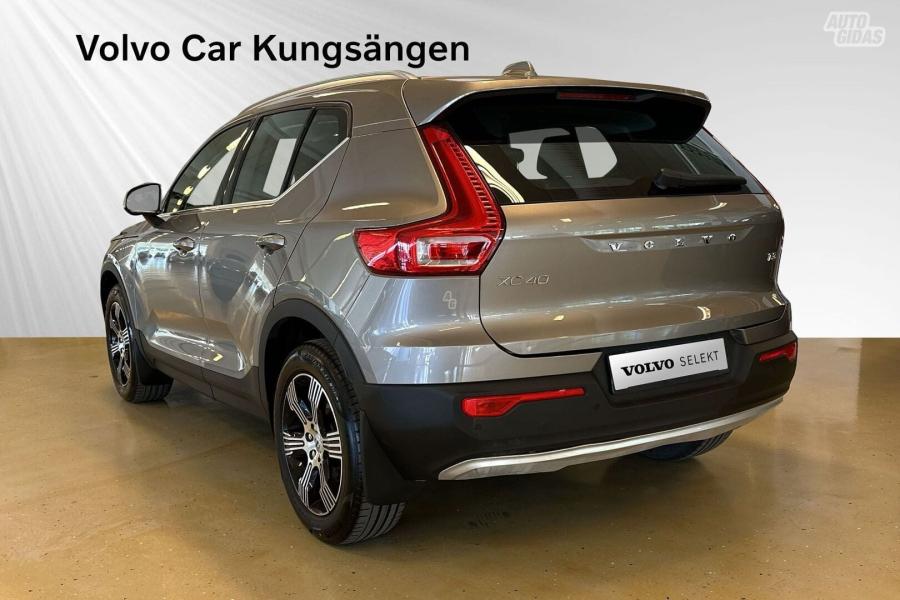 Grey Volvo XC40 2022 in Kaunas, with an engine capacity of 0.00 L and mileage of 93 thousand km for 31309 €, photo 4 on AUTOMOTO.COM.LV
