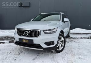 Grey Volvo XC40 2022 in Kuldiga, with an engine capacity of 1.50 L and mileage of 155 thousand km for 25500 €, photo  on AUTOMOTO.COM.LV