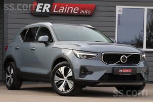 Pelēks Volvo XC40 2022 Tukums, ar dzinēja tilpumu 1.50 L un nobraukumu 124 tūkst. km par 21900 €, foto  vietnē AUTOMOTO.COM.LV