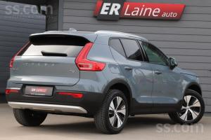 Pelēks Volvo XC40 2022 Tukums, ar dzinēja tilpumu 1.50 L un nobraukumu 124 tūkst. km par 21900 €, foto 4 vietnē AUTOMOTO.COM.LV