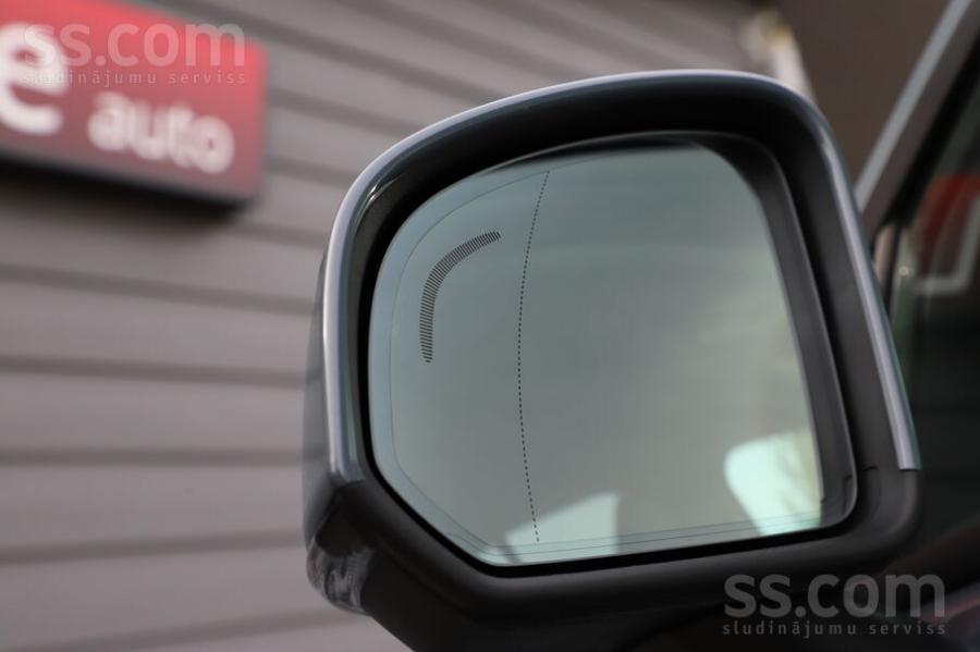 Pelēks Volvo XC40 2022 Tukums, ar dzinēja tilpumu 1.50 L un nobraukumu 124 tūkst. km par 21900 €, foto 12 vietnē AUTOMOTO.COM.LV