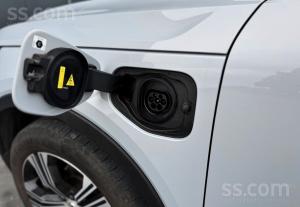 Серый Вольво XC40 2022 в Кулдига, объемом двигателя 1.50 л и пробегом 0 тыс. км за 24690 €, фото 9 на AUTOMOTO.COM.LV