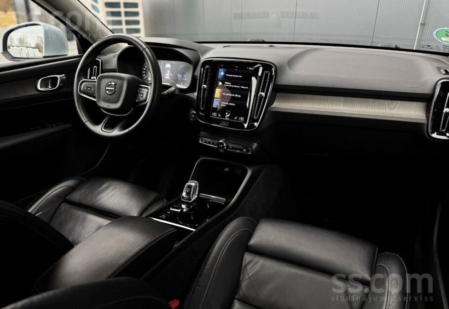 Серый Вольво XC40 2022 в Кулдига, объемом двигателя 1.50 л и пробегом 0 тыс. км за 24690 €, фото 18 на AUTOMOTO.COM.LV