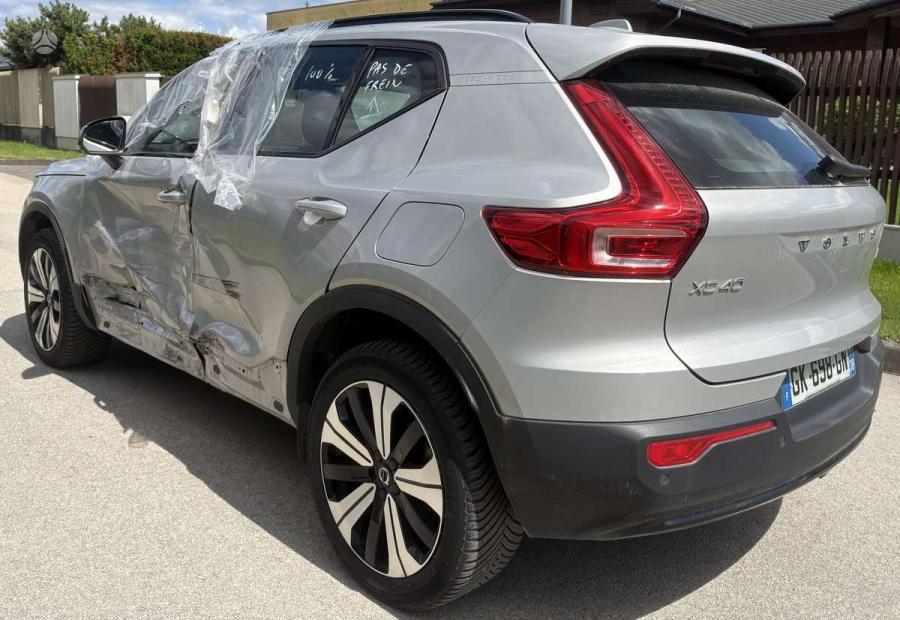 Серый Вольво XC40 2022 в Каунас, объемом двигателя 0.00 л и пробегом 40 тыс. км за 15999 €, фото 7 на AUTOMOTO.COM.LV
