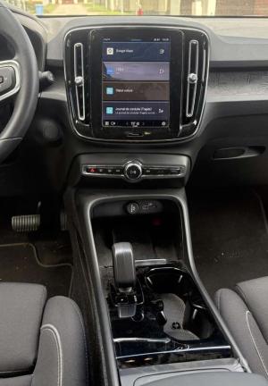 Серый Вольво XC40 2022 в Каунас, объемом двигателя 0.00 л и пробегом 40 тыс. км за 15999 €, фото 13 на AUTOMOTO.COM.LV