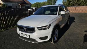 Pelēks Volvo XC40 2022 Panevēža, ar dzinēja tilpumu 1.48 L un nobraukumu 184 tūkst. km par 16999 €, foto  vietnē AUTOMOTO.COM.LV