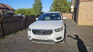 Серый Вольво XC40 2022 в Паневежис, объемом двигателя 1.48 л и пробегом 184 тыс. км за 16999 €, фото 3 на AUTOMOTO.COM.LV