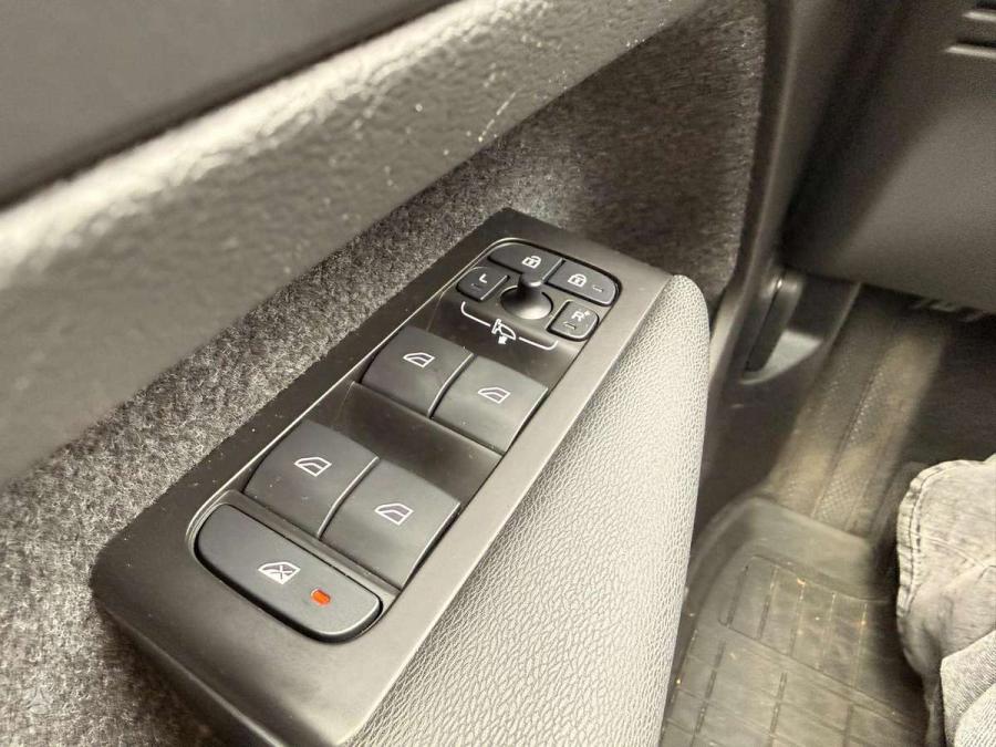 Серый Вольво XC40 2022 в Паневежис, объемом двигателя 1.48 л и пробегом 184 тыс. км за 16999 €, фото 21 на AUTOMOTO.COM.LV