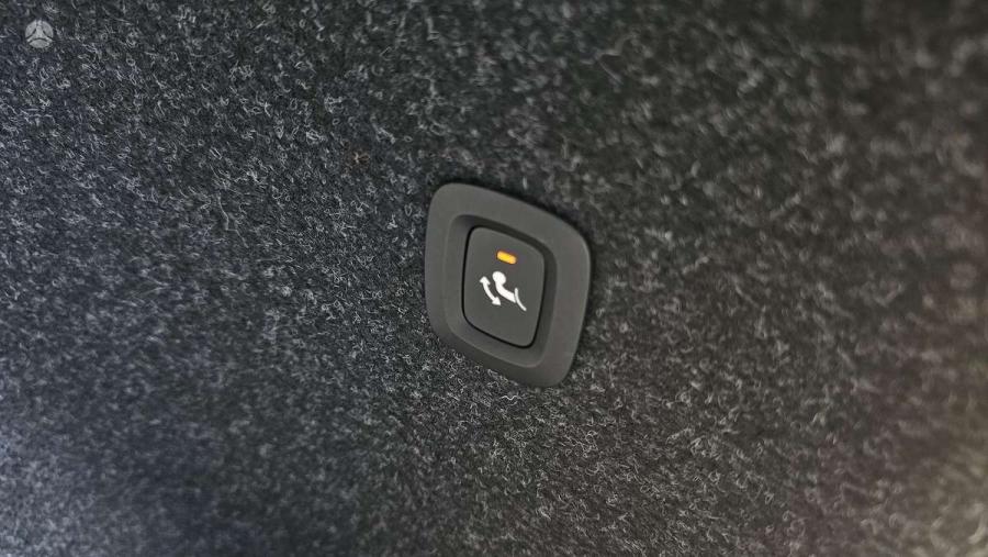 Серый Вольво XC40 2022 в Паневежис, объемом двигателя 1.48 л и пробегом 184 тыс. км за 16999 €, фото 23 на AUTOMOTO.COM.LV