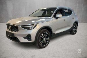 Pelēks Volvo XC40 2022 Viļņa, ar dzinēja tilpumu 1.48 L un nobraukumu 189 tūkst. km par 20990 €, foto 3 vietnē AUTOMOTO.COM.LV