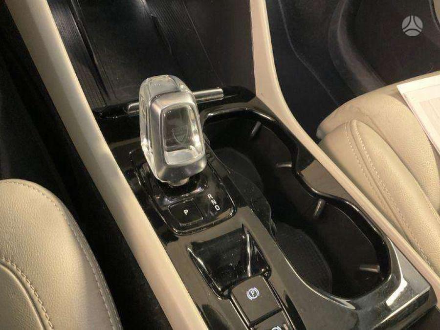 Pelēks Volvo XC40 2022 Viļņa, ar dzinēja tilpumu 1.48 L un nobraukumu 189 tūkst. km par 20990 €, foto 14 vietnē AUTOMOTO.COM.LV