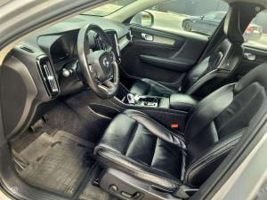 Серый Вольво XC40 2022 в Шяуляй, объемом двигателя 1.97 л и пробегом 186 тыс. км за 21250 €, фото 15 на AUTOMOTO.COM.LV