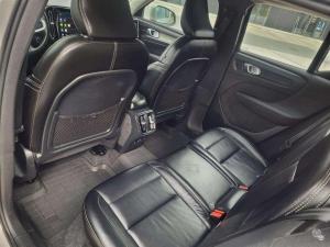 Серый Вольво XC40 2022 в Шяуляй, объемом двигателя 1.97 л и пробегом 186 тыс. км за 21250 €, фото 18 на AUTOMOTO.COM.LV