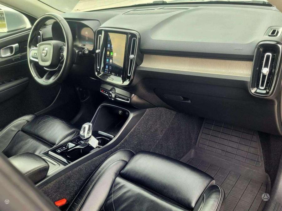 Серый Вольво XC40 2022 в Шяуляй, объемом двигателя 1.97 л и пробегом 186 тыс. км за 21250 €, фото 25 на AUTOMOTO.COM.LV