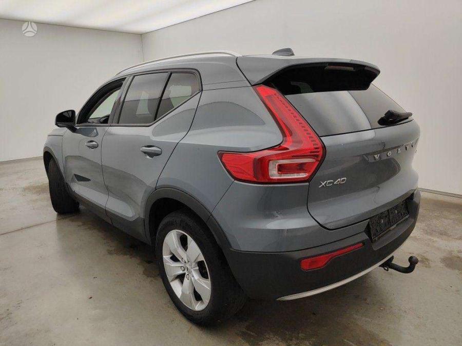 Grey Volvo XC40 2022 in Vilnius, with an engine capacity of 1.48 L and mileage of 136 thousand km for 19000 €, photo 6 on AUTOMOTO.COM.LV