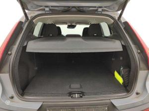 Grey Volvo XC40 2022 in Vilnius, with an engine capacity of 1.48 L and mileage of 136 thousand km for 19000 €, photo 15 on AUTOMOTO.COM.LV