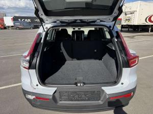 Pelēks Volvo XC40 2022 Kauņa, ar dzinēja tilpumu 1.48 L un nobraukumu 43 tūkst. km par 16700 €, foto 13 vietnē AUTOMOTO.COM.LV