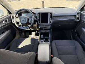 Pelēks Volvo XC40 2022 Kauņa, ar dzinēja tilpumu 1.48 L un nobraukumu 43 tūkst. km par 16700 €, foto 17 vietnē AUTOMOTO.COM.LV
