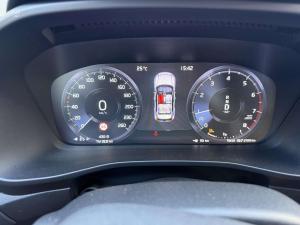 Pelēks Volvo XC40 2022 Kauņa, ar dzinēja tilpumu 1.48 L un nobraukumu 43 tūkst. km par 16700 €, foto 19 vietnē AUTOMOTO.COM.LV