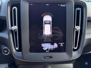 Pelēks Volvo XC40 2022 Kauņa, ar dzinēja tilpumu 1.48 L un nobraukumu 43 tūkst. km par 16700 €, foto 20 vietnē AUTOMOTO.COM.LV