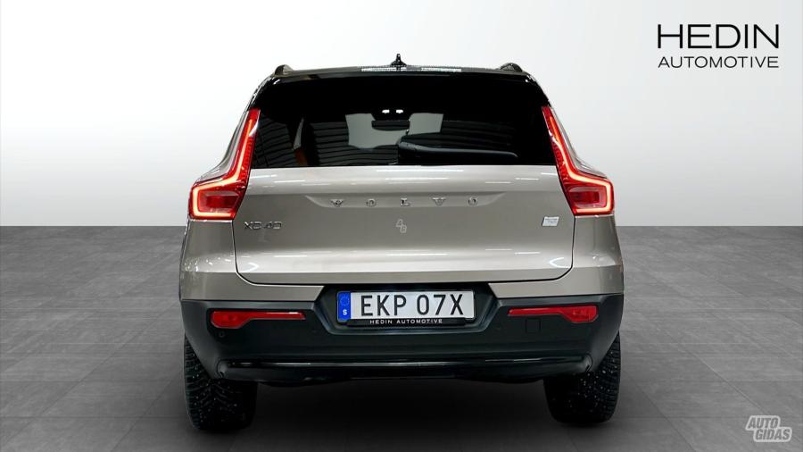 Grey Volvo XC40 2023 in Kaunas, with an engine capacity of 0.00 L and mileage of 100 thousand km for 36750 €, photo 7 on AUTOMOTO.COM.LV