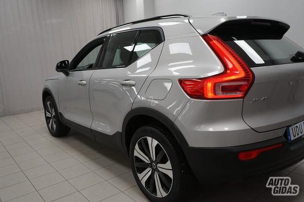 Grey Volvo XC40 2023 in Kaunas, with an engine capacity of 0.00 L and mileage of 55 thousand km for 36224 €, photo 3 on AUTOMOTO.COM.LV