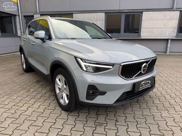 Pelēks Volvo XC40 2023 Kauņa, ar dzinēja tilpumu 1.50 L un nobraukumu 29 tūkst. km par 32690 €, foto 8 vietnē AUTOMOTO.COM.LV