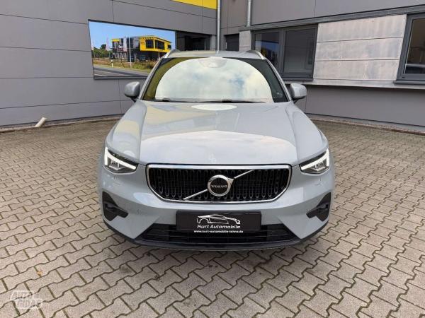 Pelēks Volvo XC40 2023 Kauņa, ar dzinēja tilpumu 1.50 L un nobraukumu 29 tūkst. km par 32690 €, foto 9 vietnē AUTOMOTO.COM.LV
