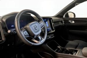Pelēks Volvo XC40 2023 Kauņa, ar dzinēja tilpumu 0.00 L un nobraukumu 44 tūkst. km par 36186 €, foto 5 vietnē AUTOMOTO.COM.LV