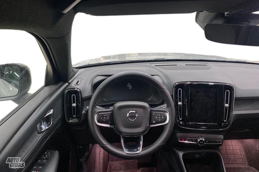 Grey Volvo XC40 2023 in Kaunas, with an engine capacity of 0.00 L and mileage of 42 thousand km for 35115 €, photo 11 on AUTOMOTO.COM.LV