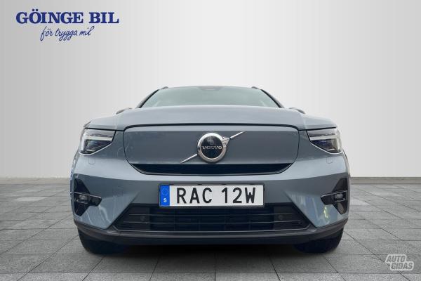 Grey Volvo XC40 2023 in Kaunas, with an engine capacity of 0.00 L and mileage of 45 thousand km for 33768 €, photo 3 on AUTOMOTO.COM.LV