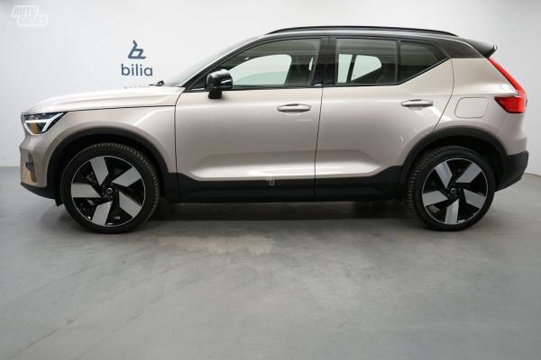 Grey Volvo XC40 2023 in Kaunas, with an engine capacity of 0.00 L and mileage of 33 thousand km for 36391 €, photo 2 on AUTOMOTO.COM.LV