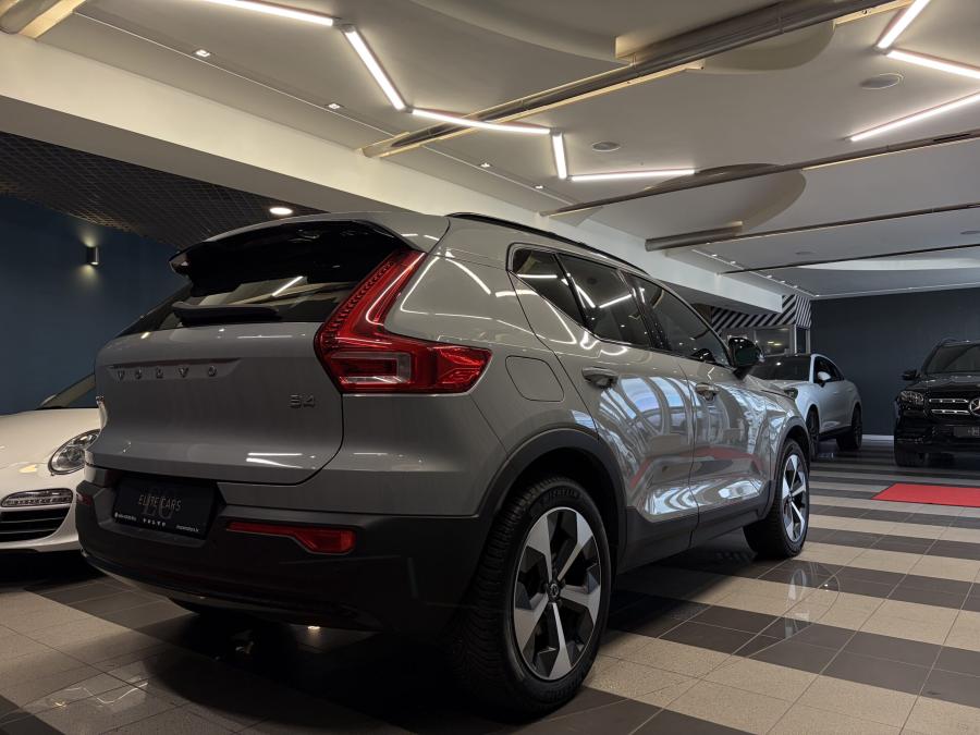 Pelēks Volvo XC40 2023 Rīga, ar dzinēja tilpumu 2.00 L un nobraukumu 40 tūkst. km par 33950 €, foto 5 vietnē AUTOMOTO.COM.LV