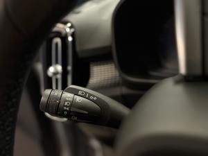 Pelēks Volvo XC40 2023 Rīga, ar dzinēja tilpumu 2.00 L un nobraukumu 40 tūkst. km par 33950 €, foto 20 vietnē AUTOMOTO.COM.LV