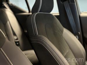 Grey Volvo XC40 2023 in Riga, with an engine capacity of 2.00 L and mileage of 40 thousand km for 33950 €, photo 17 on AUTOMOTO.COM.LV